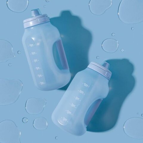 5 Best Half Gallon Water Jugs You Can Get in 2025 | Picnic Makers