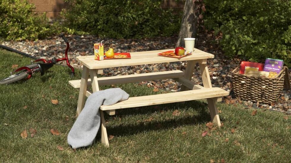 The Best Picnic Tables for Kids of 2025 | Picnic Makers