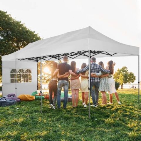 10x30 Party Tents: 5 Best Options + More Tips | Picnic Makers